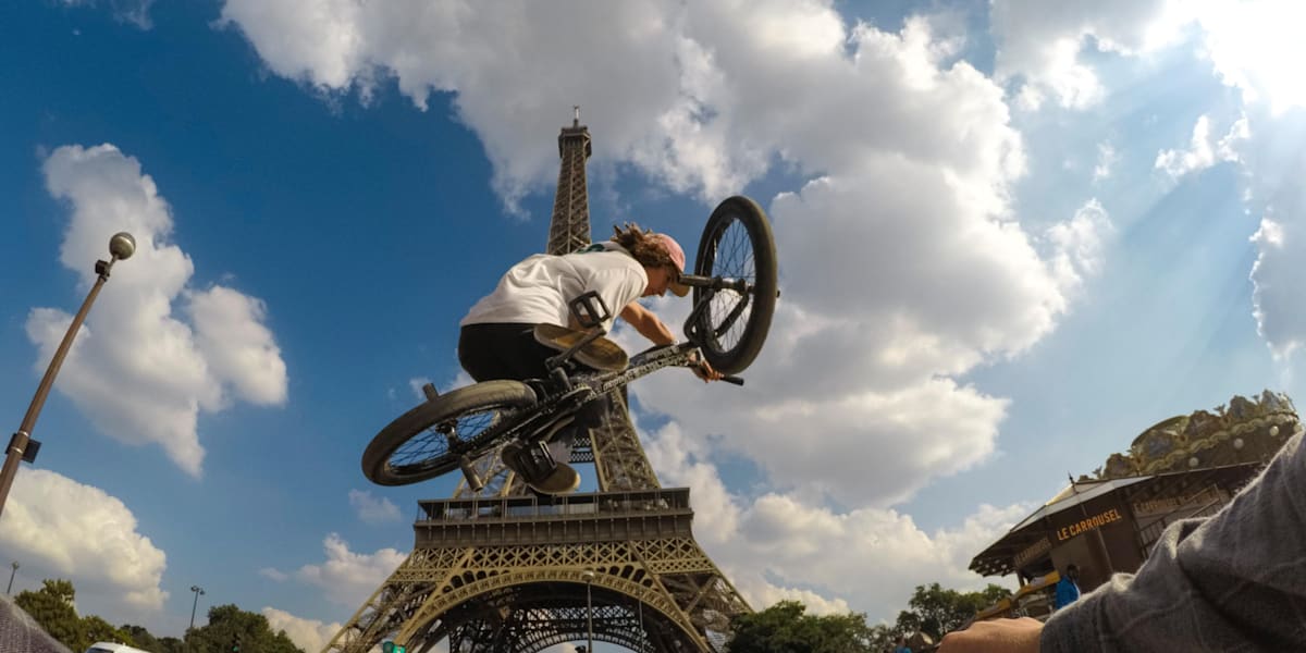 Pak je BMX voor een citytrip per trein in Europa