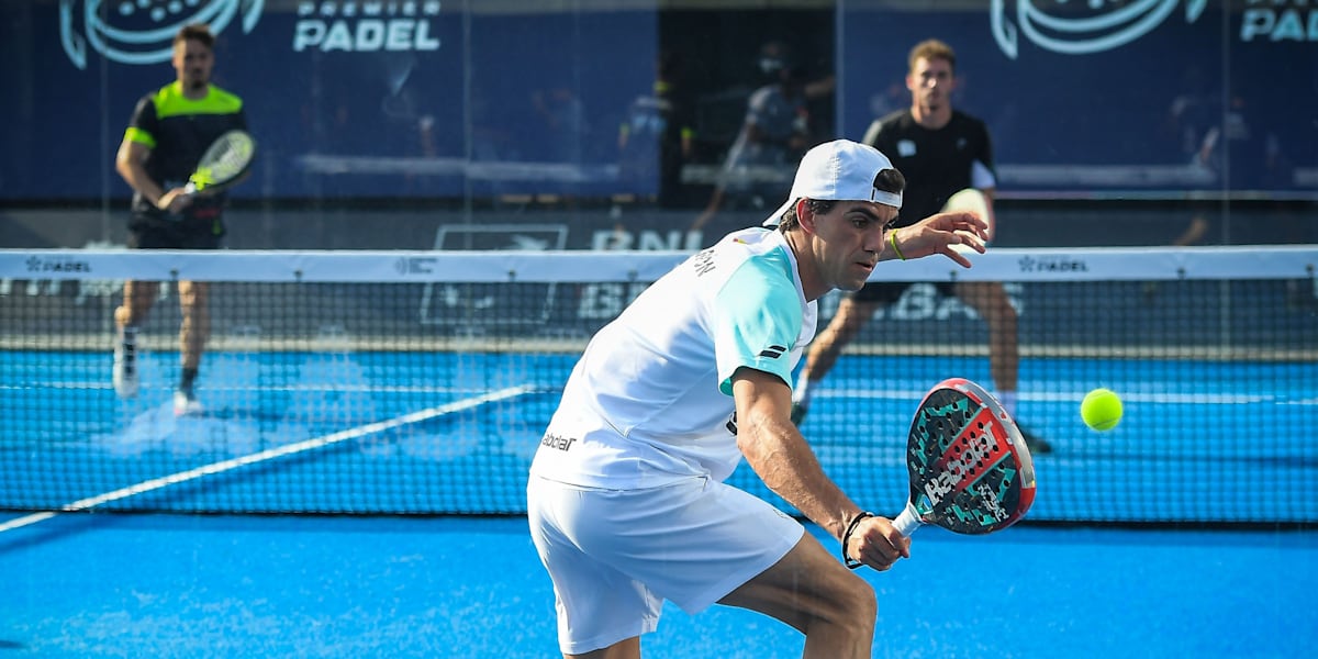 Padel: top 5 tips to serve like a professional padel player
