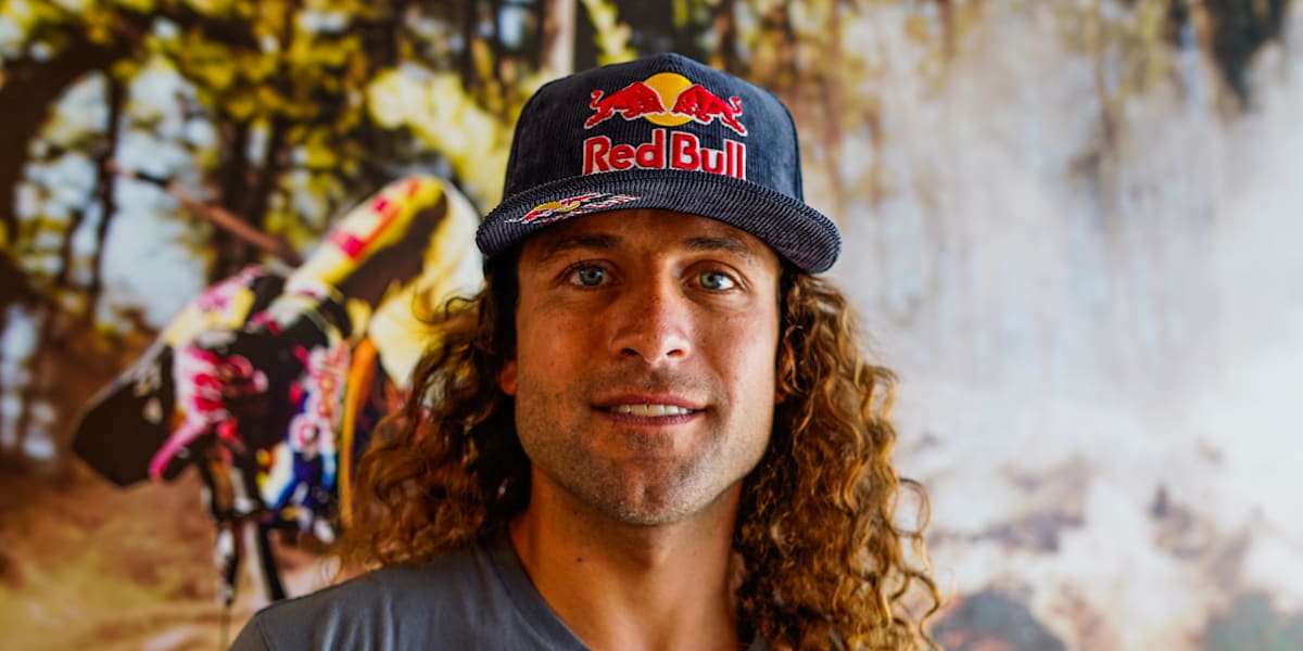 Sebastián Álvarez: Wingsuit Flying – Red Bull Profile