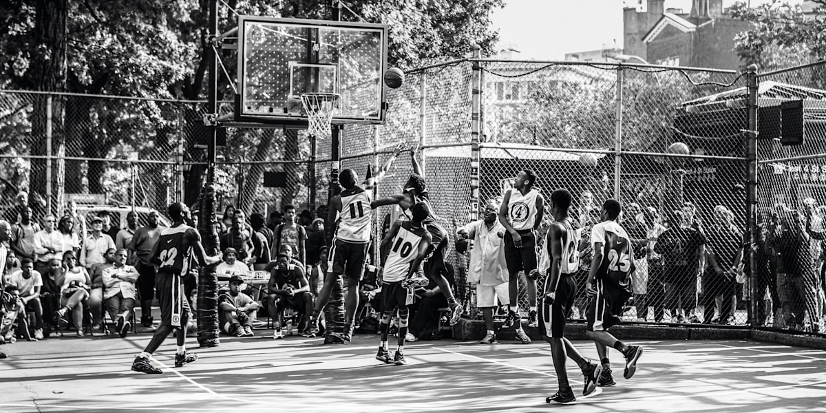 The Cage New York s Iconic West 4th Basketball Court