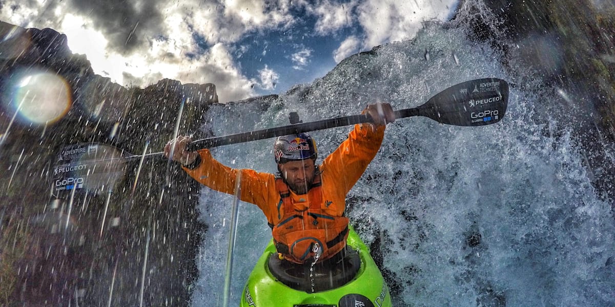 Video: Kayakers Shoot Over Frigid Icelandic Waterfalls