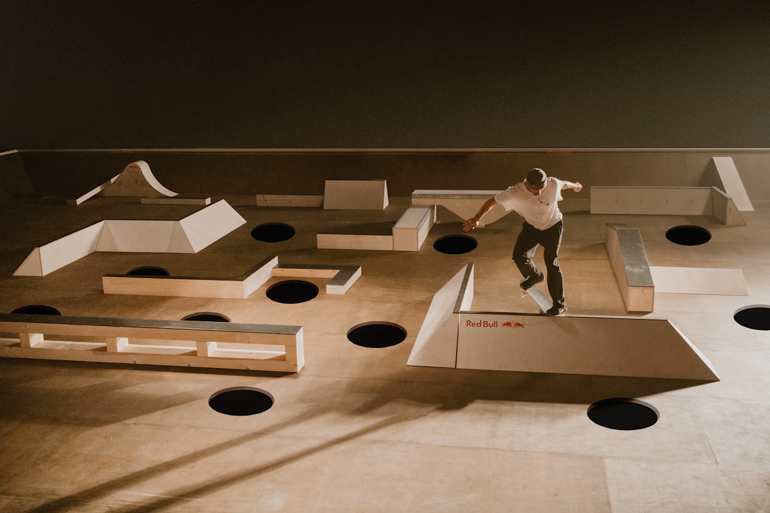 The Maze: Vladik Scholz & seine Crew im Skate-Labyrinth