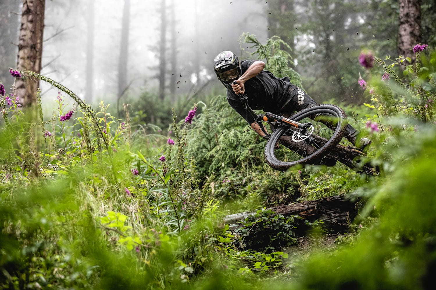 7 cosas que debes saber sobre Downhill MTB