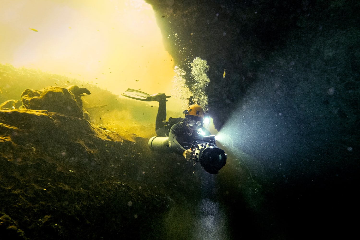Mexico cave diving: Klauss Thymann finds skeleton