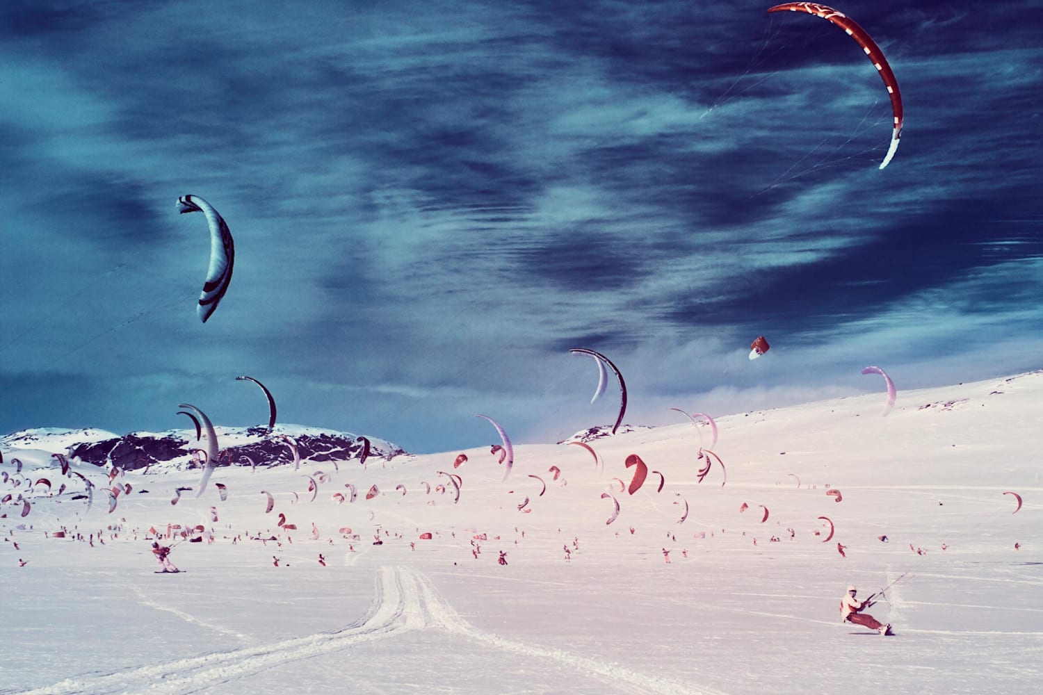 Timelapse clip of the Red Bull Ragnarok Snowkite race