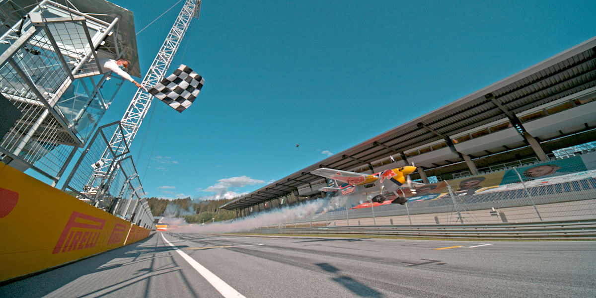 Preview the Red Bull Ring F1 track from a plane – video