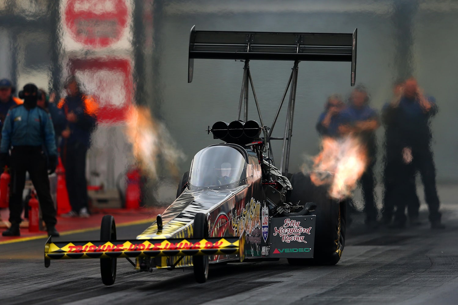 ¿Qué es un dragster? Así son estas bestias de carreras