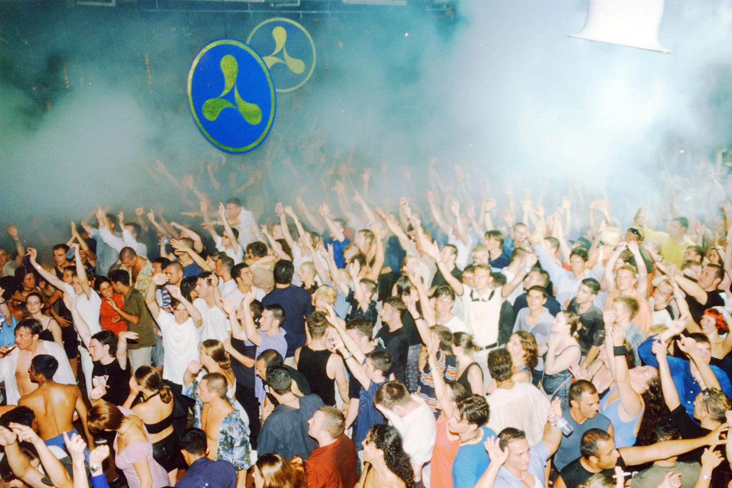 Fotos Fiesta Cream Amnesia Ibiza principios años 2000