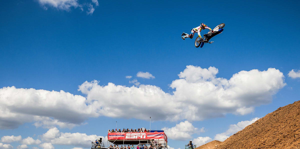 Tom Pages Wins X Games Moto X Quarterpipe