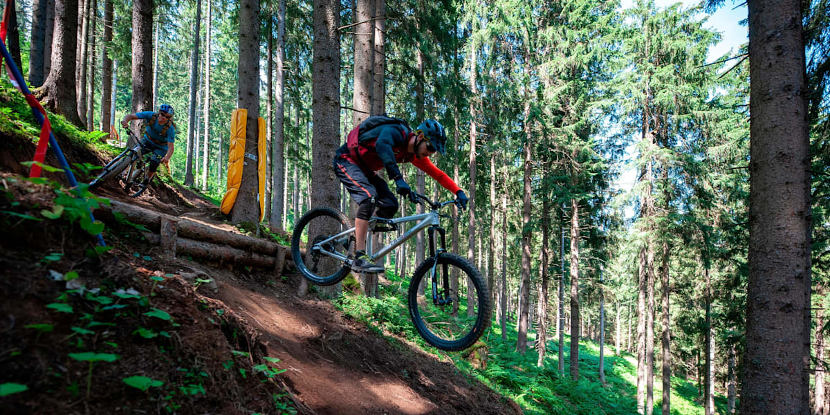 Bike Park d'Innsbruck : VTT sur la piste Straight One