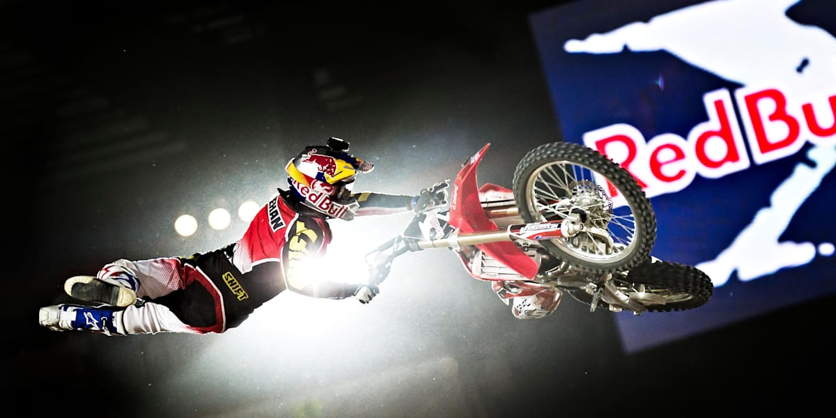 Preview video of Red Bull X-Fighters, Mexico City