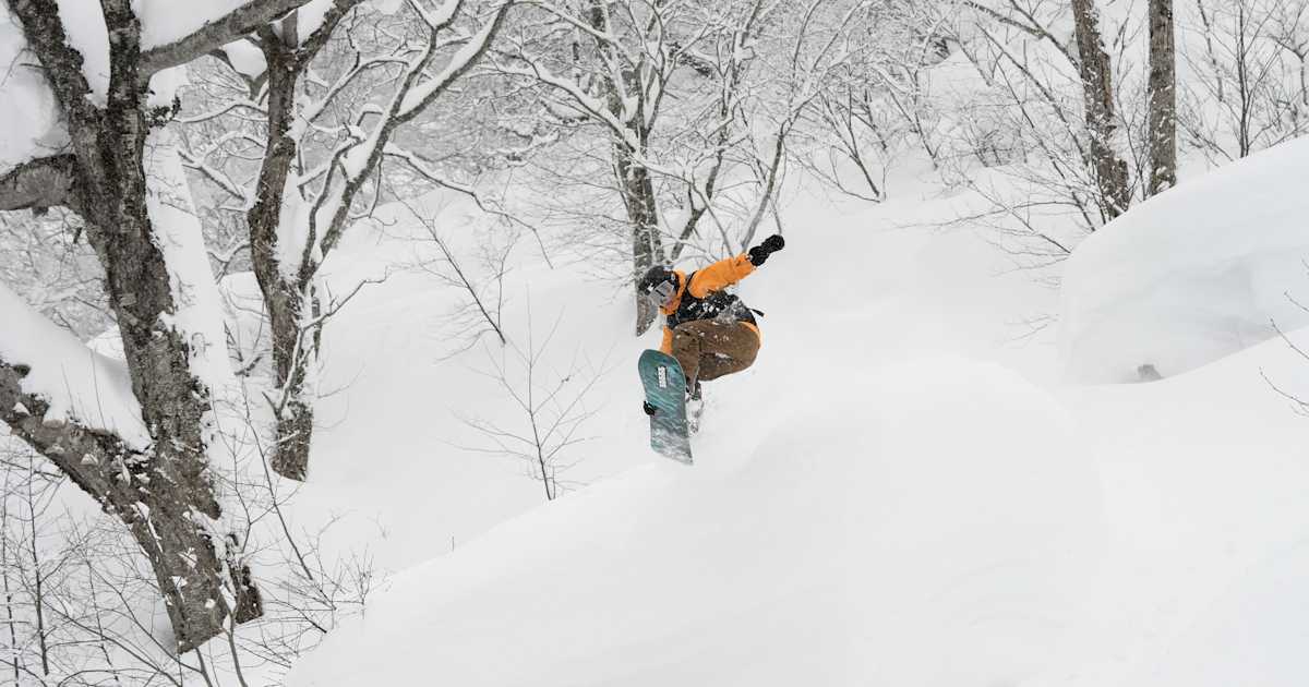 Natural Selection Snow Super Sessions | Snowboarding