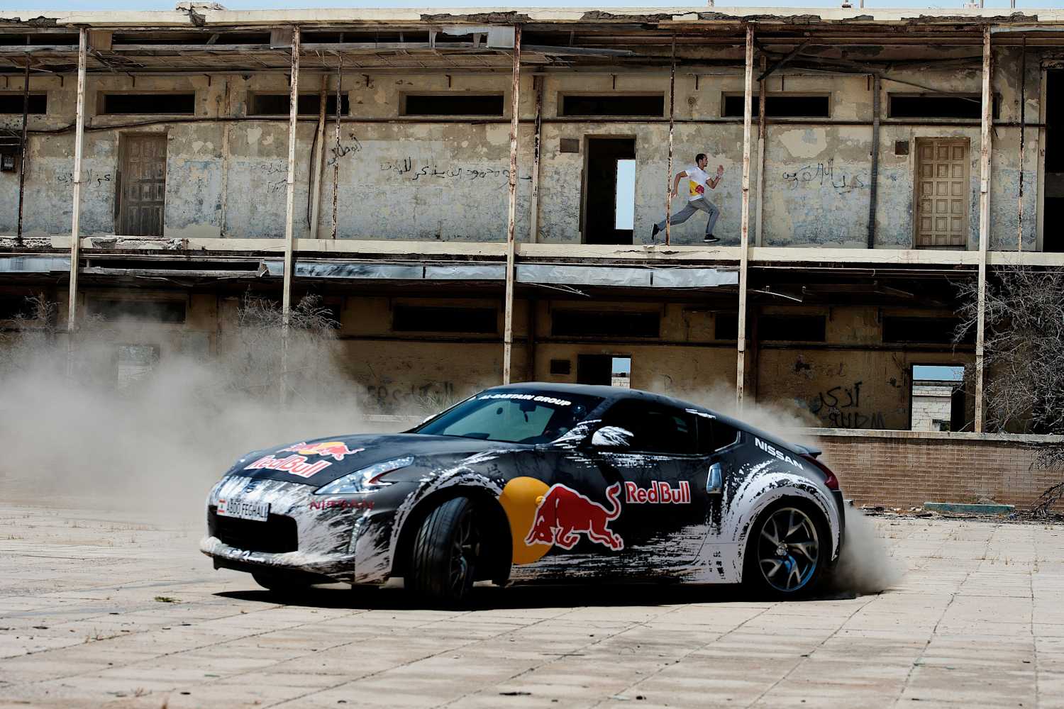 What’s faster? A drift car or a freerunner?