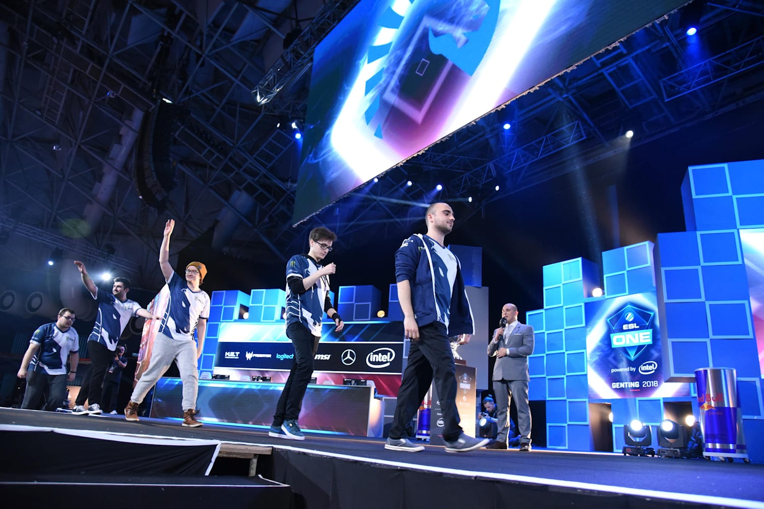 4 things Dota 2 pros did at ESL that you should too