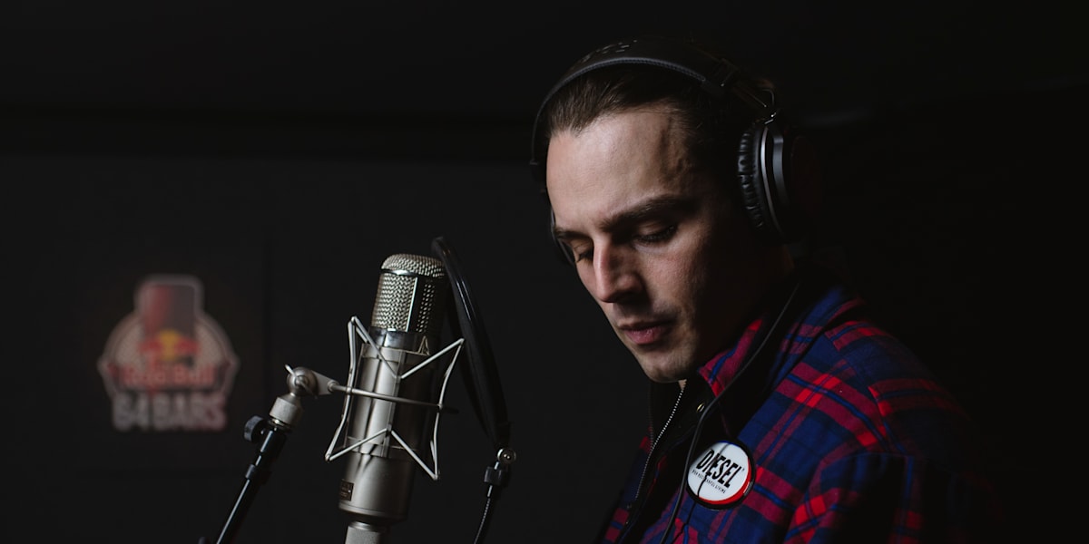 Chi è Ernia: tutto sulla vita e carriera del rapper