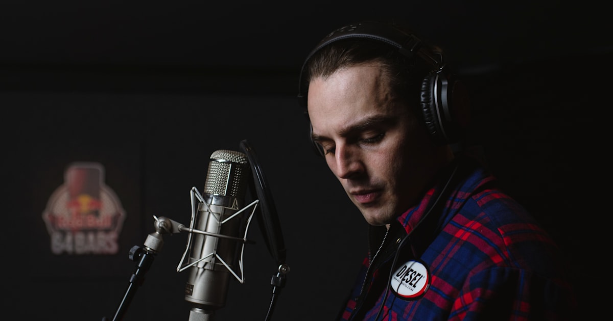 Chi è Ernia: tutto sulla vita e carriera del rapper