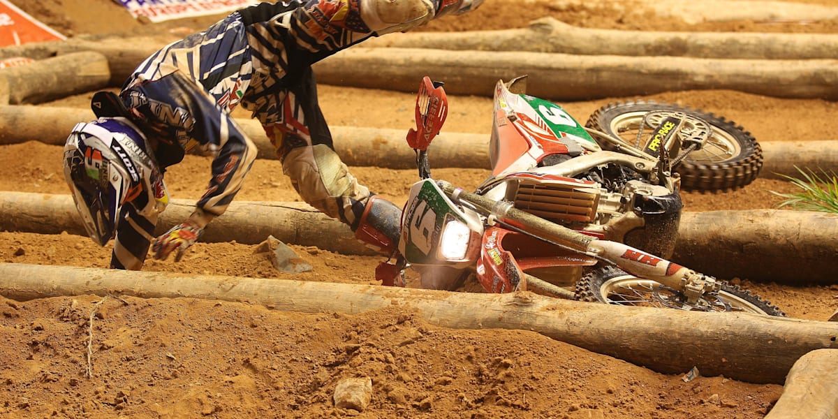 10 of the best SuperEnduro 2014 crashes