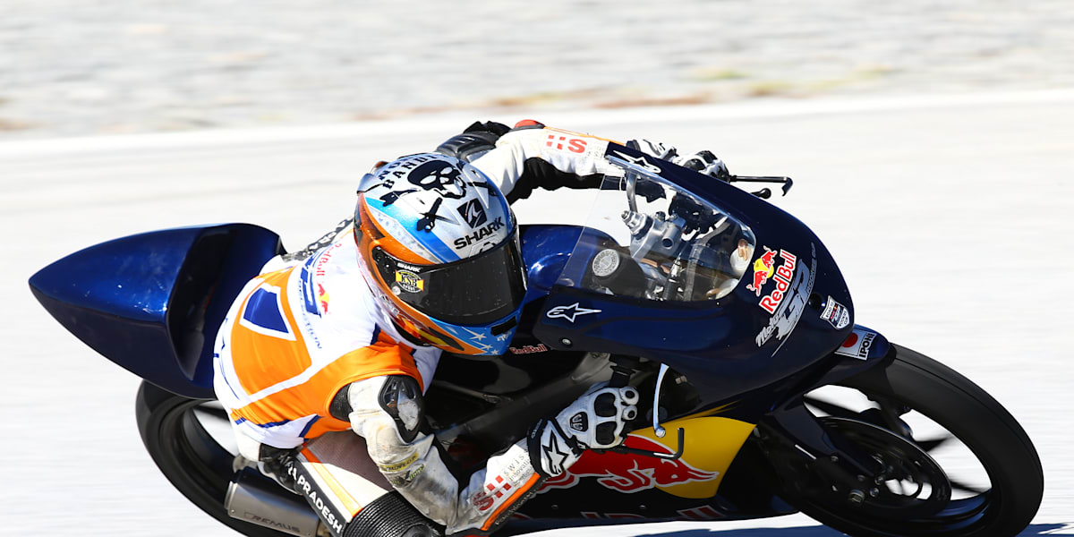 Blog | Acosta gives 1st thoughts on joining the Cup