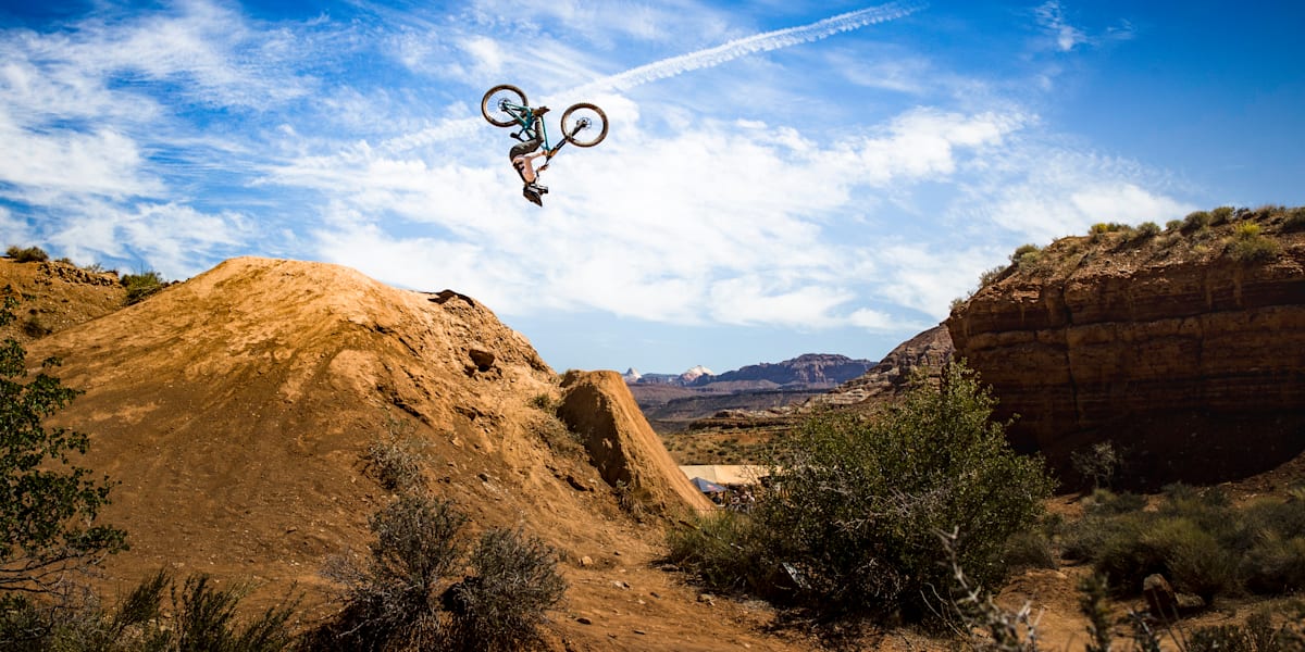 Robin Goomes: backflip at Red Bull Formation