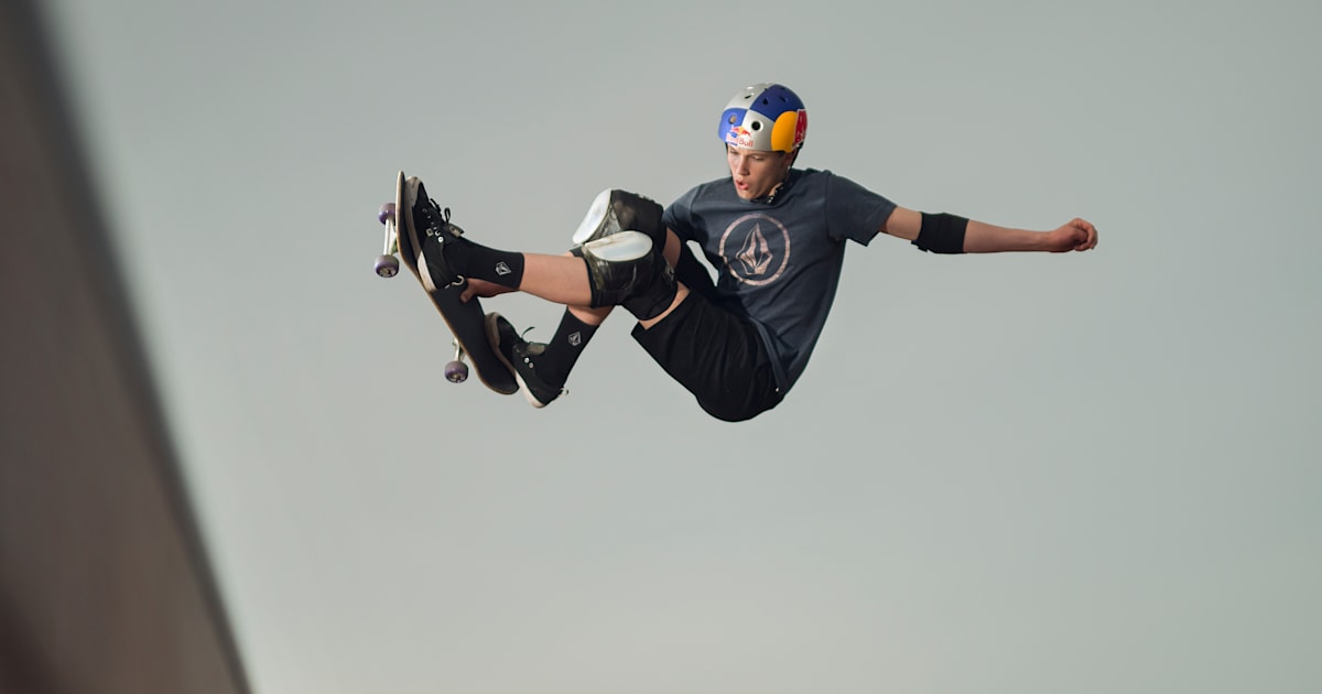 Vert Skateboarding: All You Need to Know - Guide