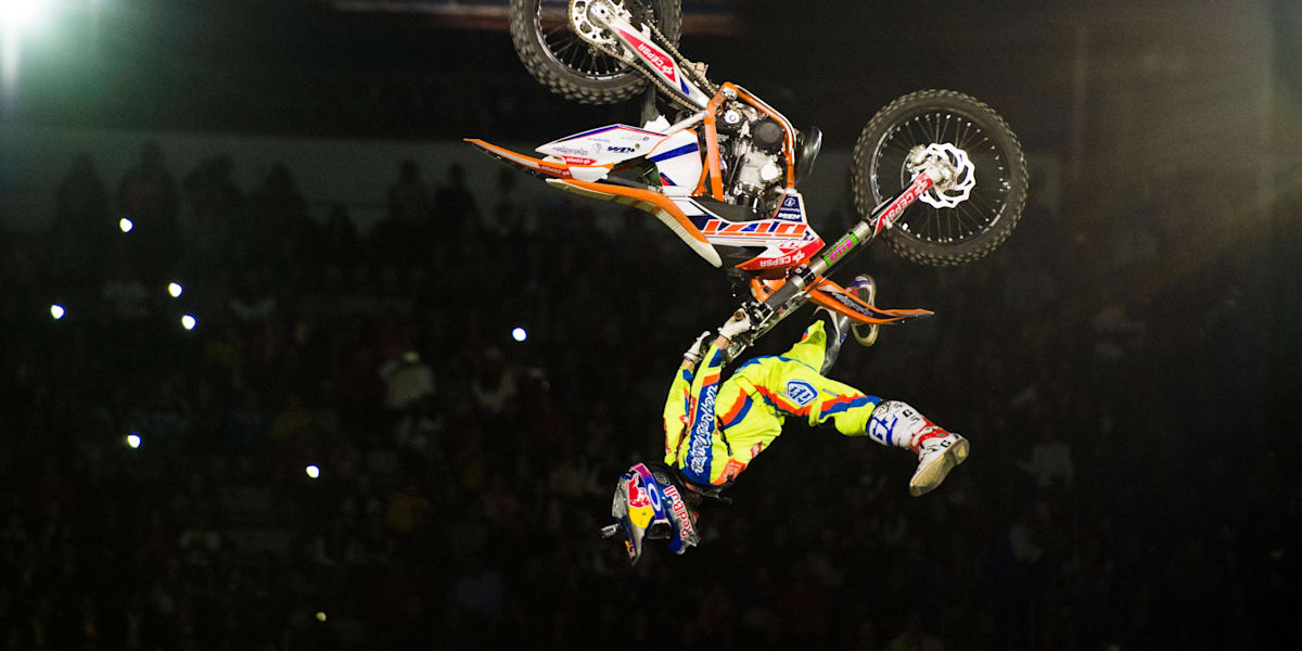 Red Bull X-Fighters: ¡Mira la mejor guía de trucos!