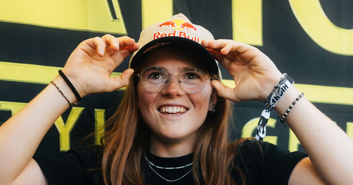 Manon Loschi: Freeskiing – Red Bull Athlete Page
