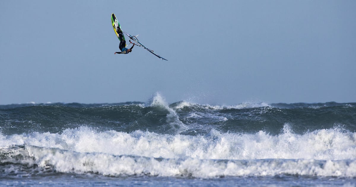 Red Bull Storm Chase 2016: The best windsurfing moves