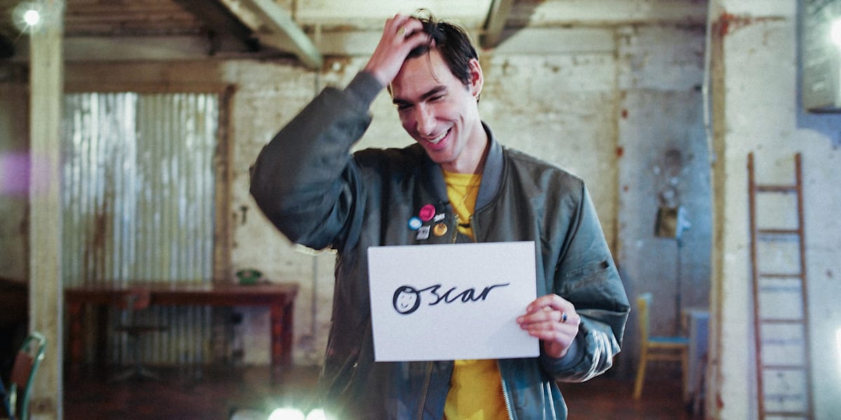 Wichita Recordings indie pop signing Oscar plays live
