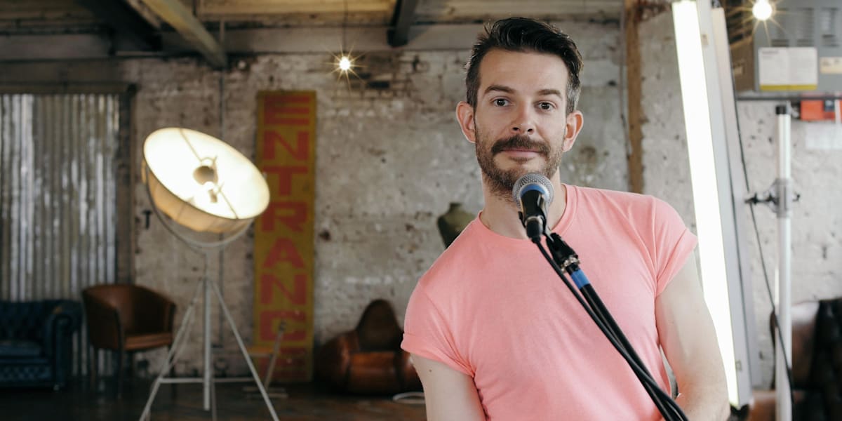 Watch Bright Light Bright Light perform live | Red Bull