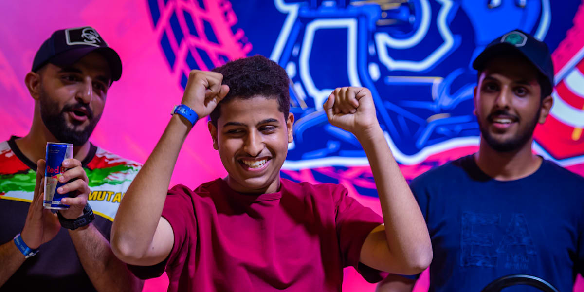 Red Bull Gives You Wings - RedBull.com