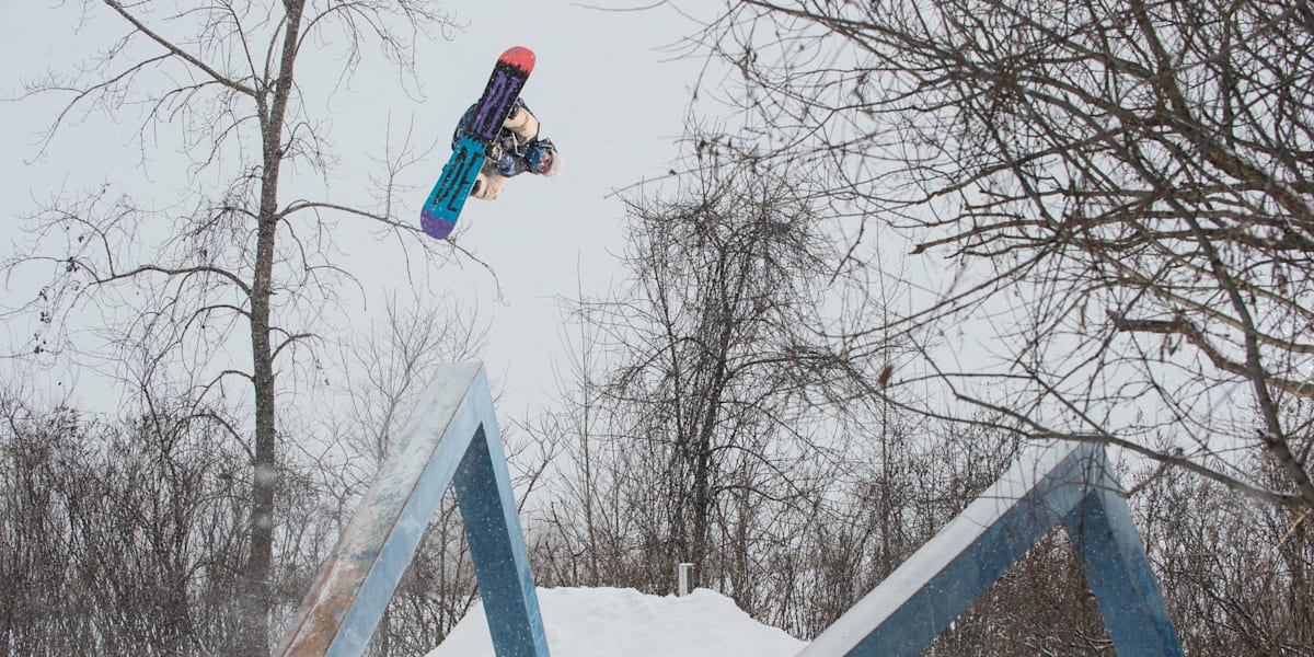 Seb Toots单板滑雪街式精华剪辑