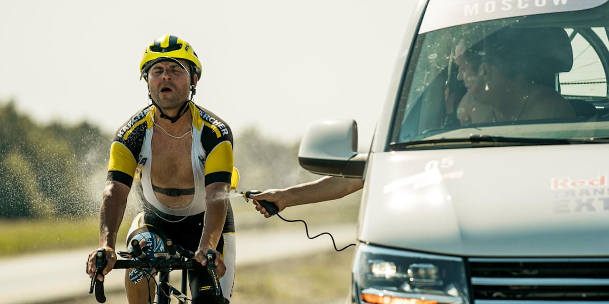 Cycling in hot weather: Pro tips to handle the heat
