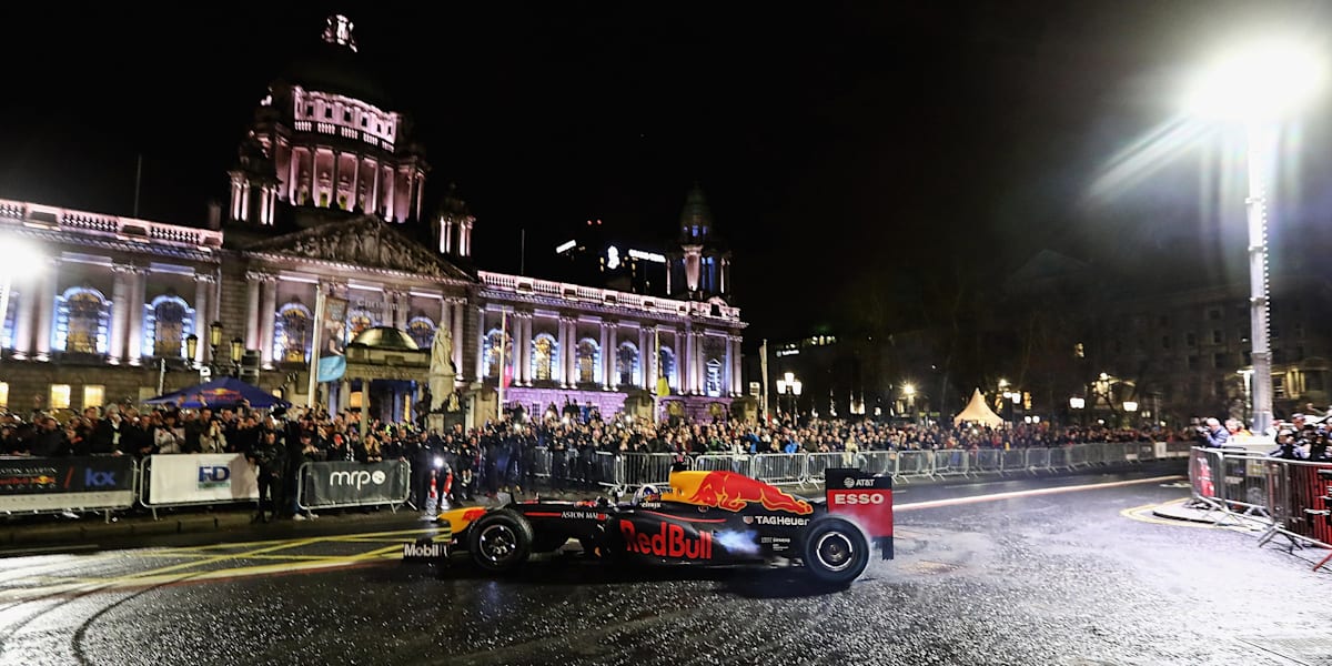 F1 Showrun Belfast 2018: Watch the highlights ++video++