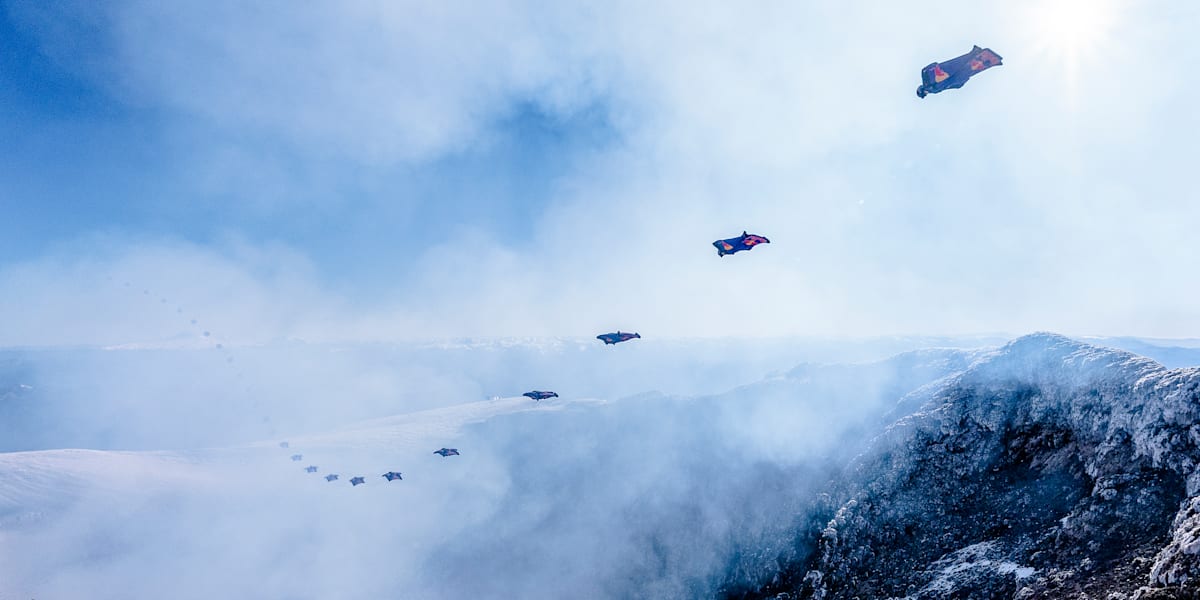 Sebastián 'Ardilla' Álvarez: Volcano – wingsuit flying