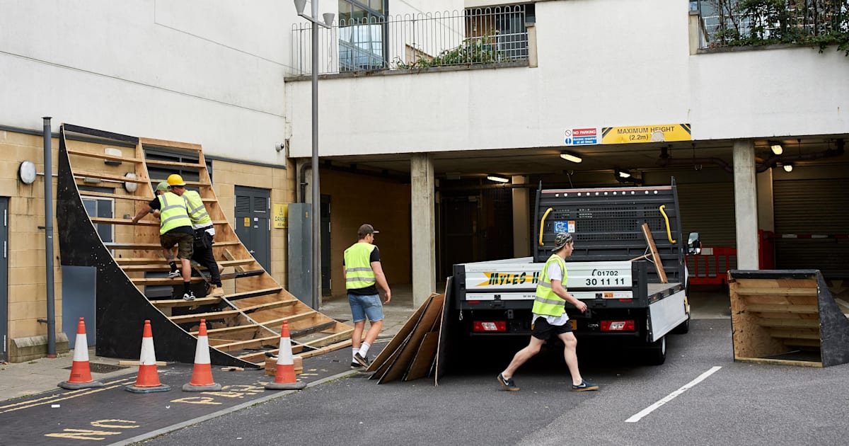 Bas Keep Walls huge BMX wallrides photo gallery
