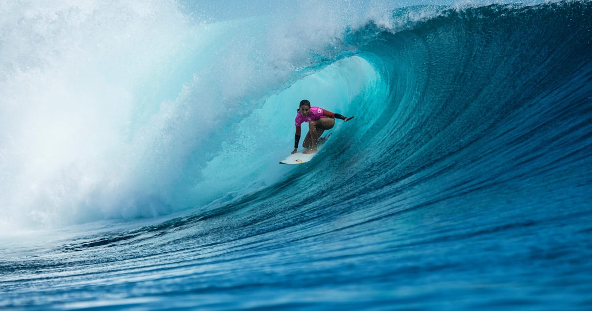 Sally Fitzgibbons Wins Fiji Pro Cloudbreak Big Waves