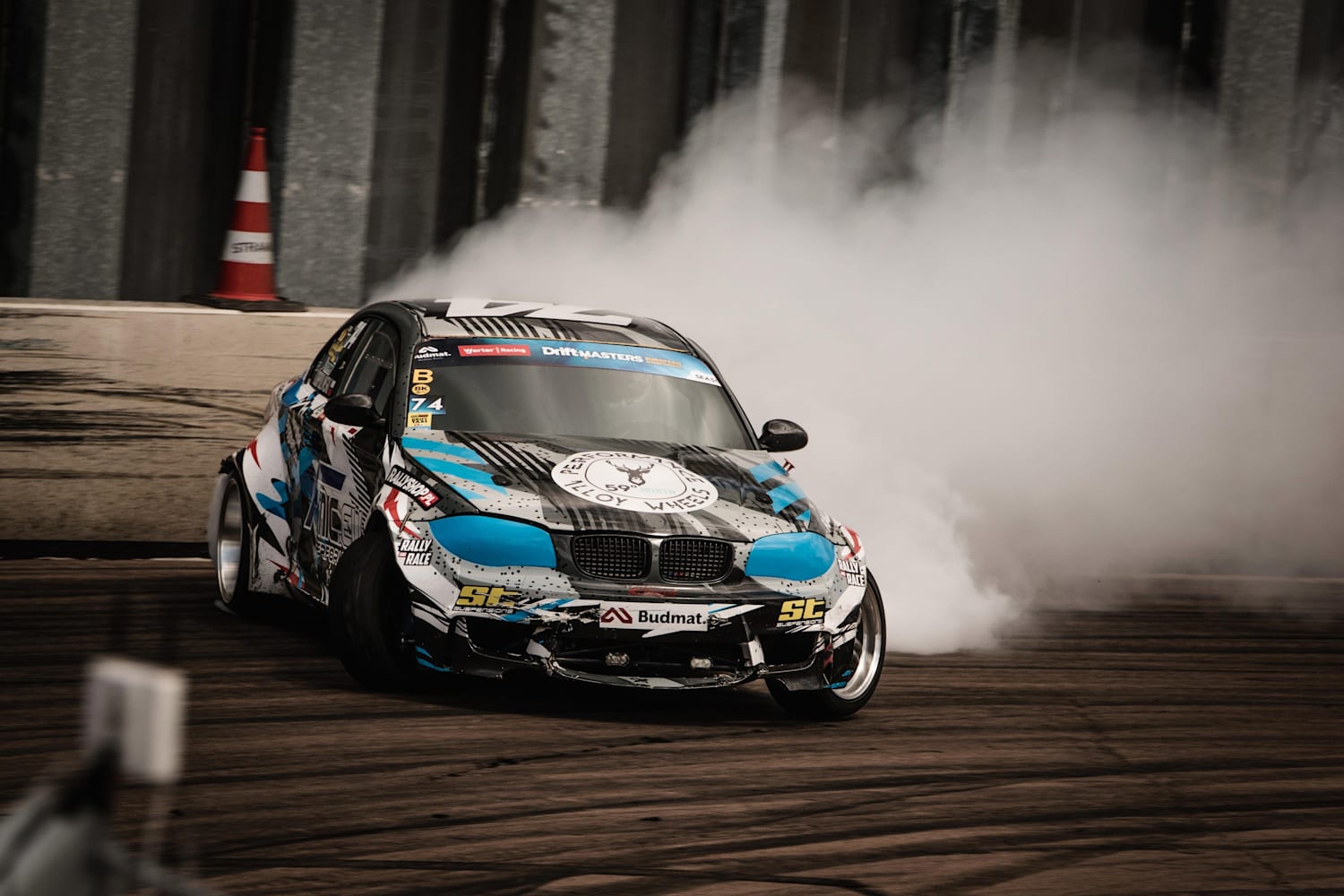 Paweł Korpuliński na podium Drift Masters w Ferropolis