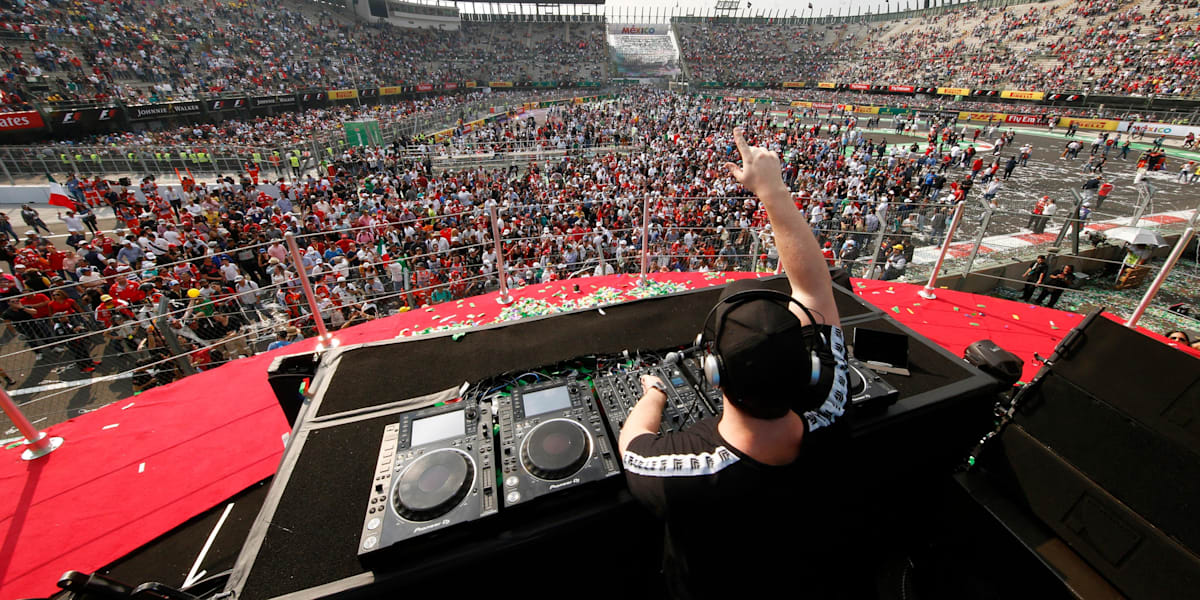hardwell crowd
