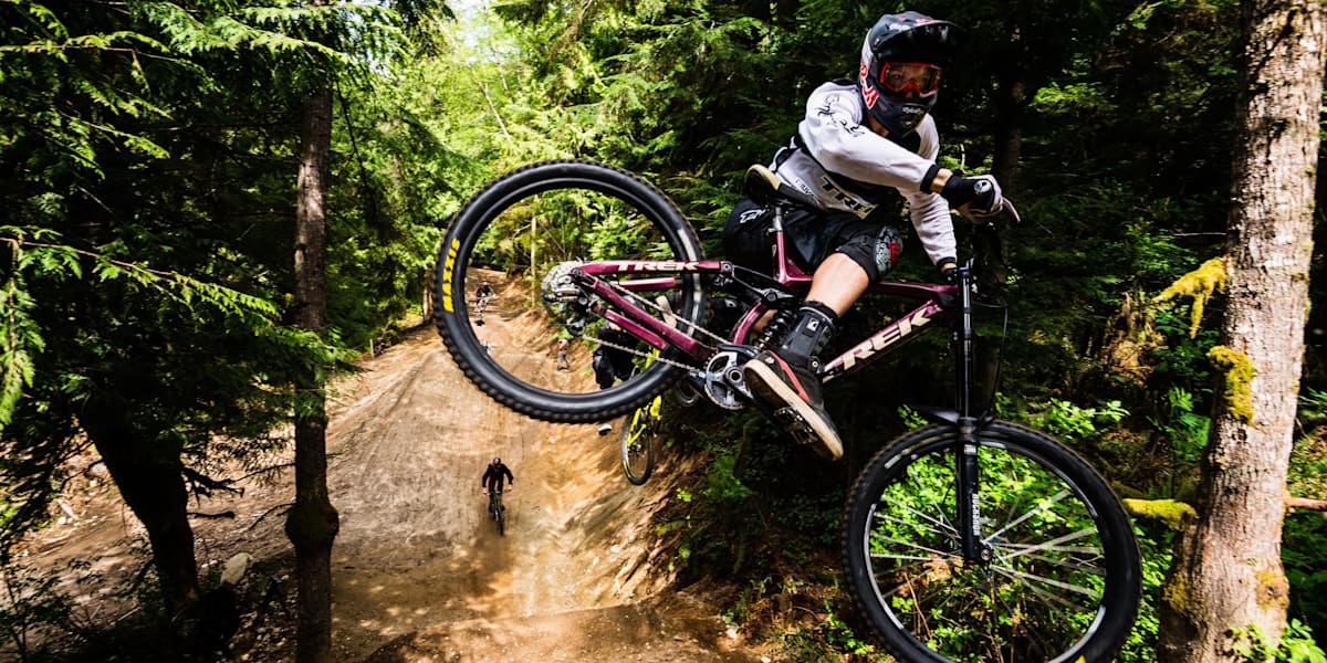How to whip: 8 tips to go sideways on a mountain bike