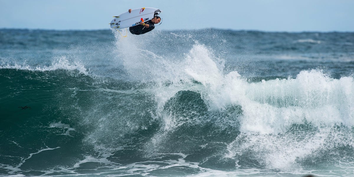 Surfer's guide to flying with boards