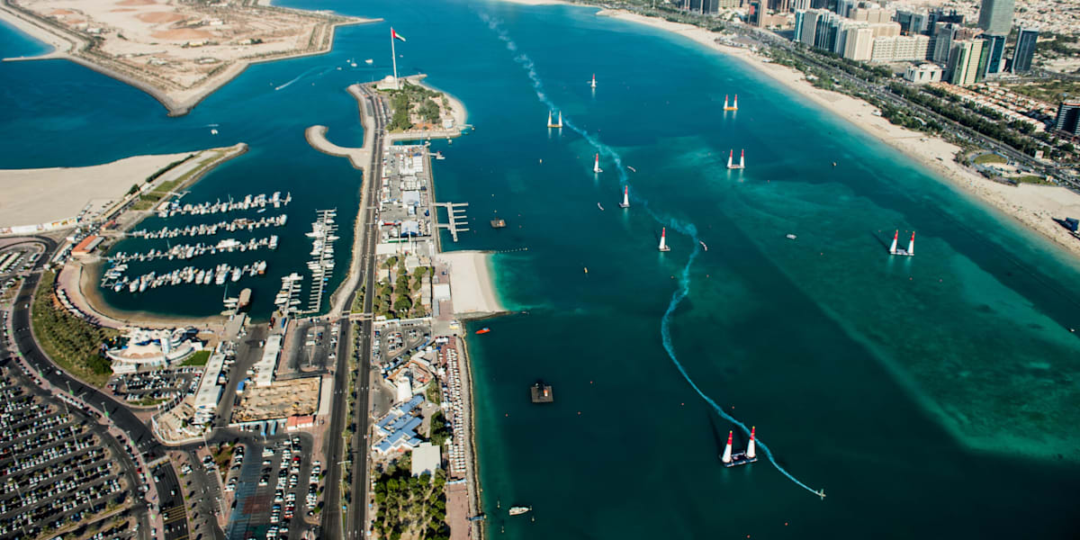 Red Bull Air Race 2018: Abu Dhabi, UAE +Event Page+