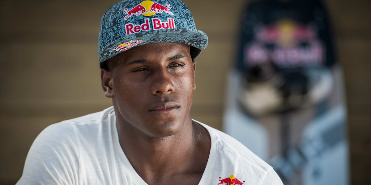 Deury Corniel: rompe récord de foil | Kitesurf