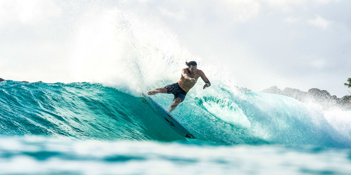 21Days S1 E14: Jordy Smith and CJ Hobgood - surfing