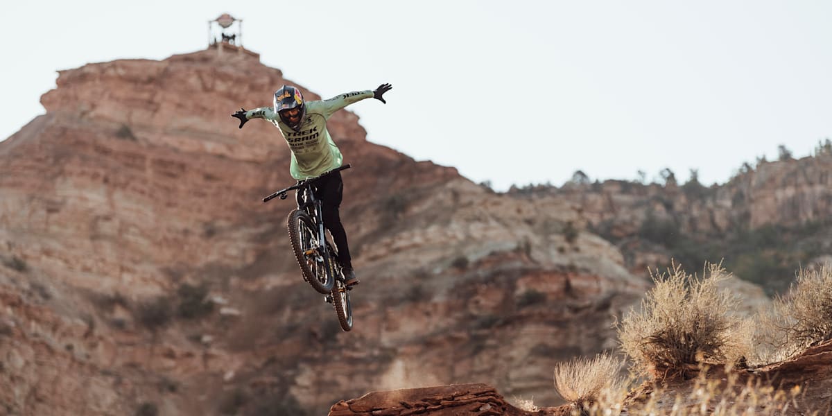 Ele é Brandon Semenuk, tetracampeão do Red Bull Rampage