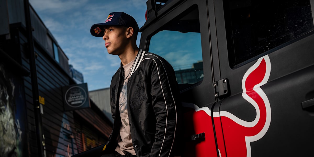 Fortnite pros get ready for Red Bull Contested