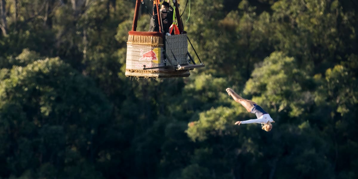 Rhiannan Iffland talks diving out of a moving balloon
