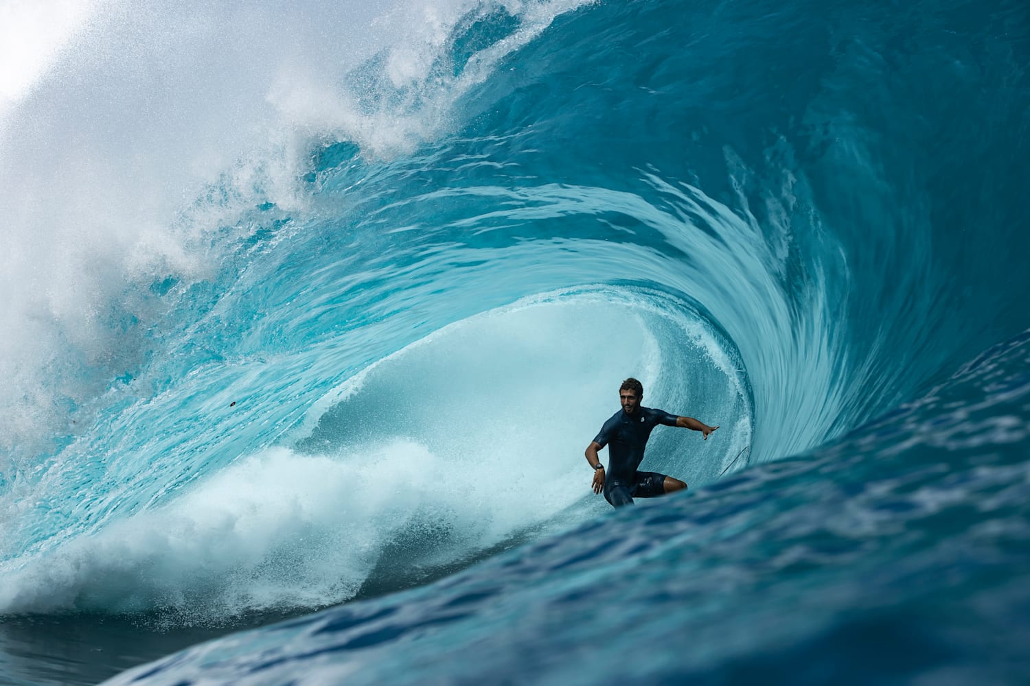 Big Wave Surfing: Tahiti's historic swell