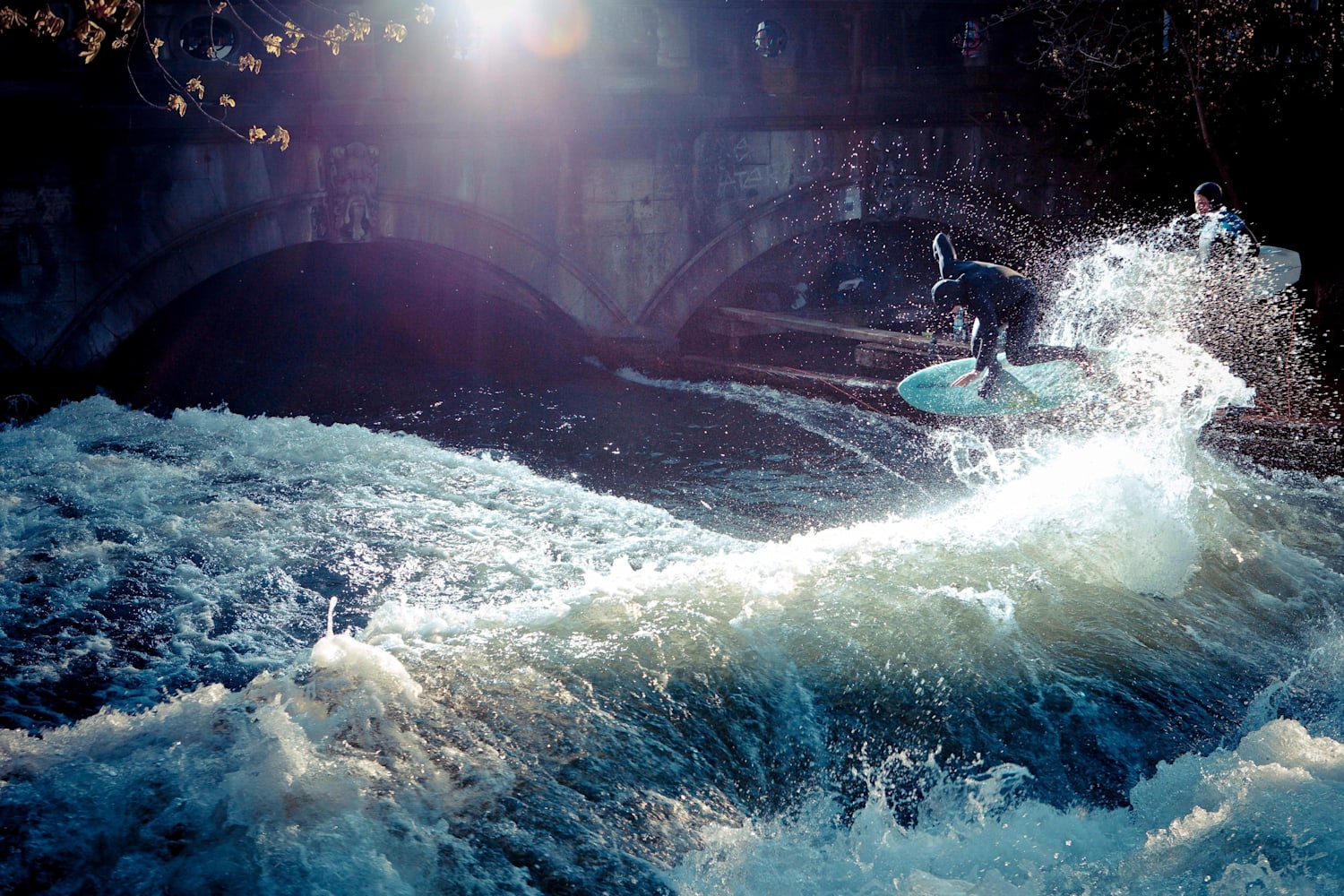 Surfen im Eisbach: Die Geschichte der legendären Welle