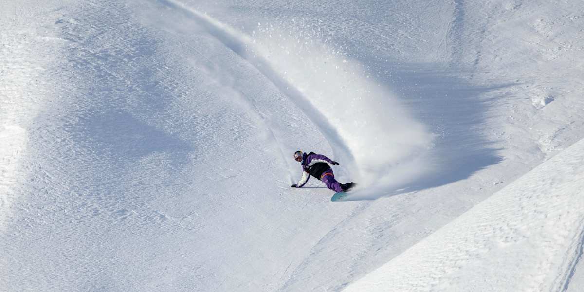 Different types of snow: A guide for skiers and snowboarders