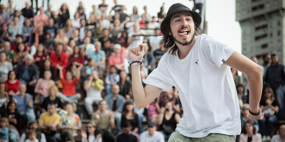 Through the Eyes of... S1 A1: Tonini – dance video